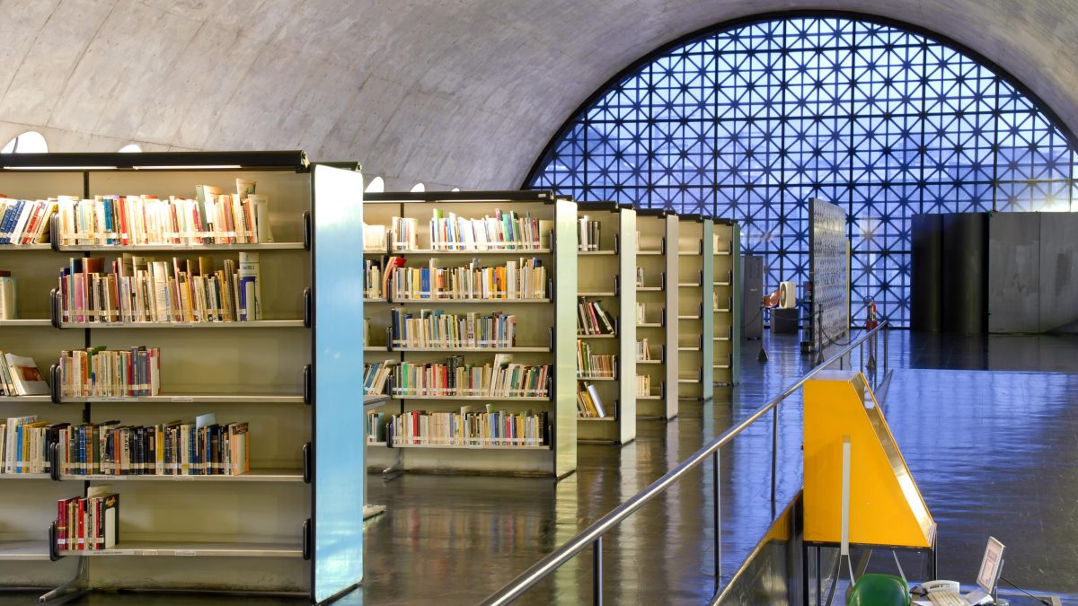 Conheça o catálogo online da Biblioteca Latino-Americana - Memorial da ...